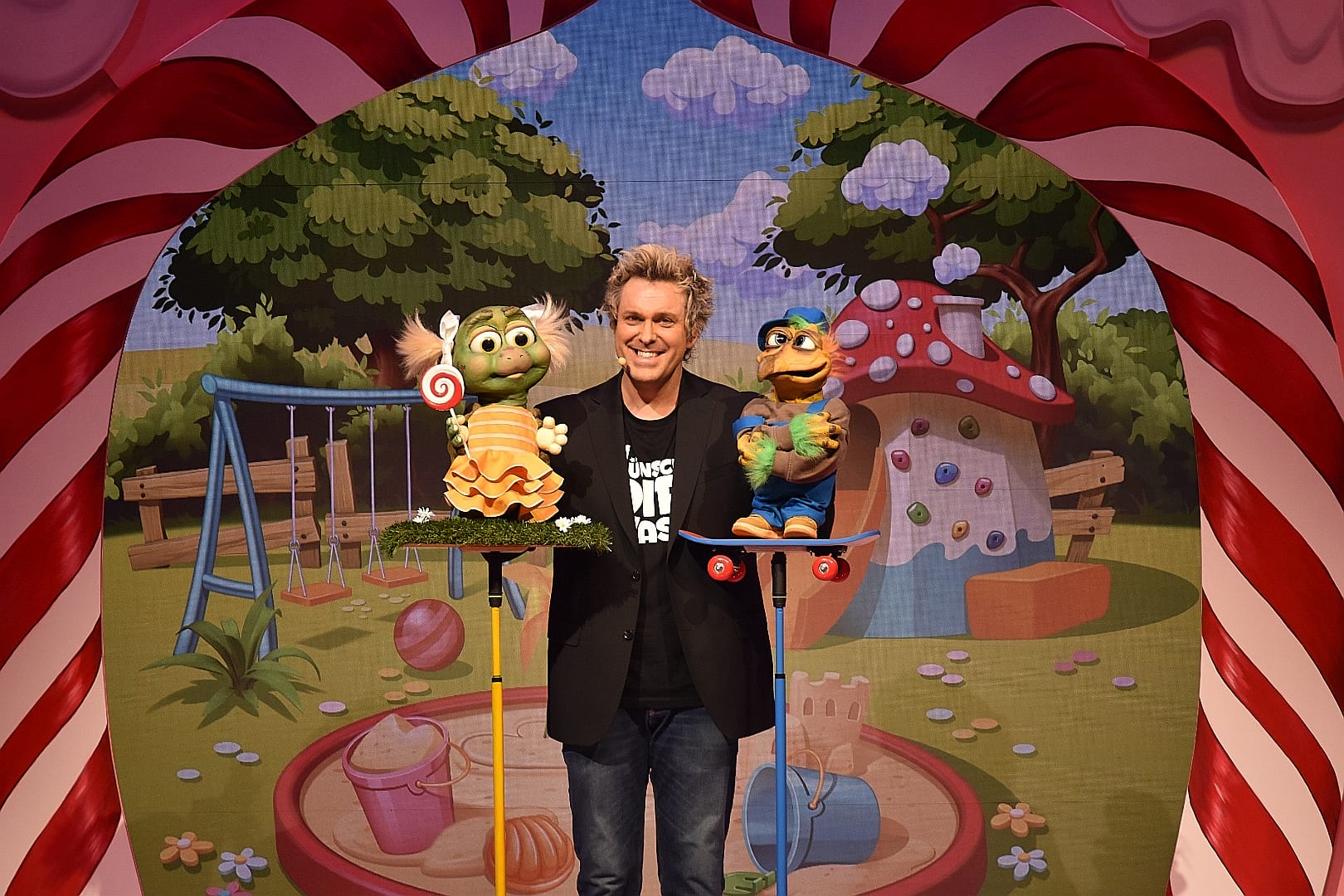 Sascha Grammel: "Wünsch dir was!" ist ein Wortspiel-Feuerwerk der Extra ...